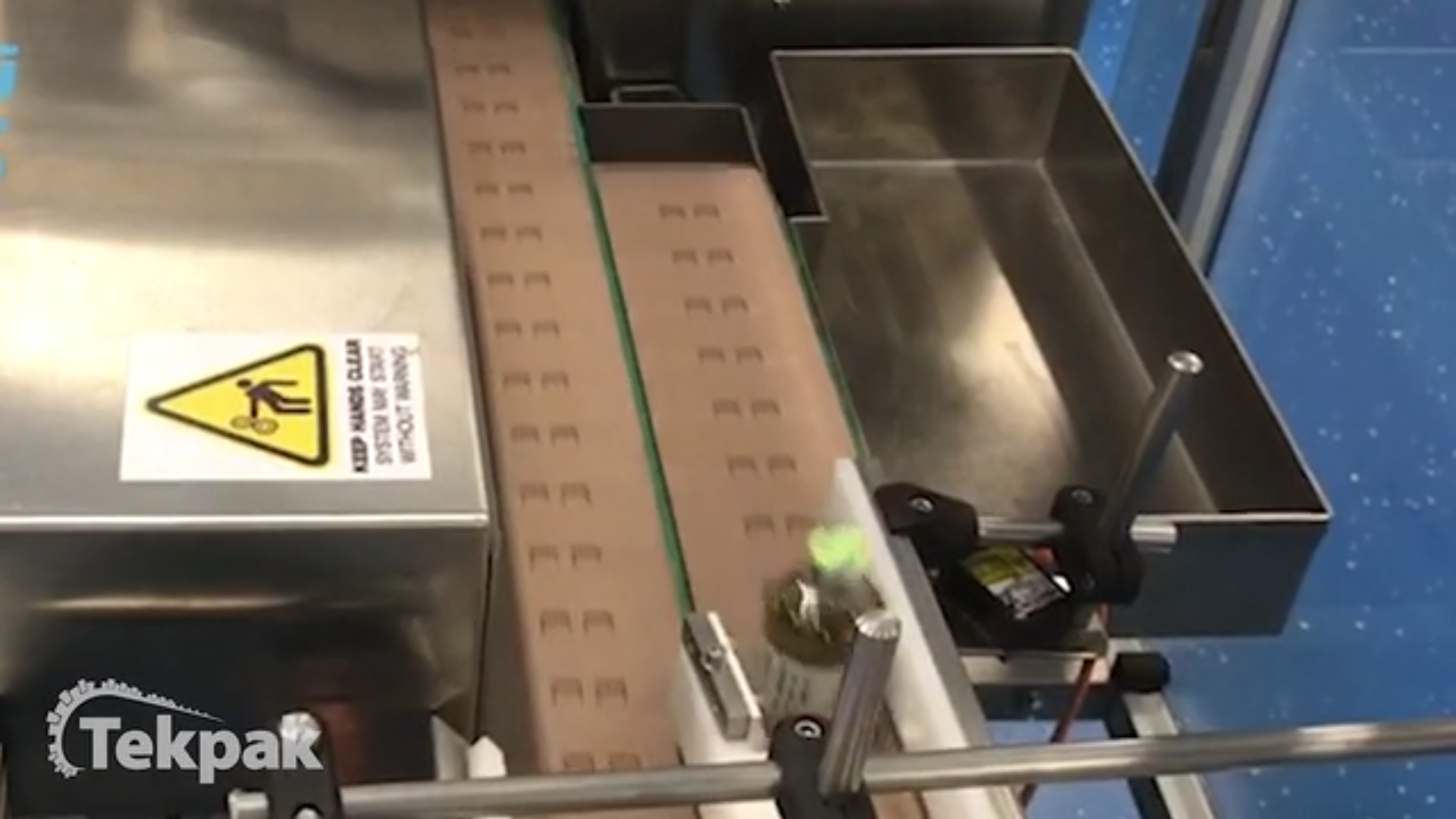 Safe Product Handling of Pharma Vials with Dynamic Divert - Customised ...