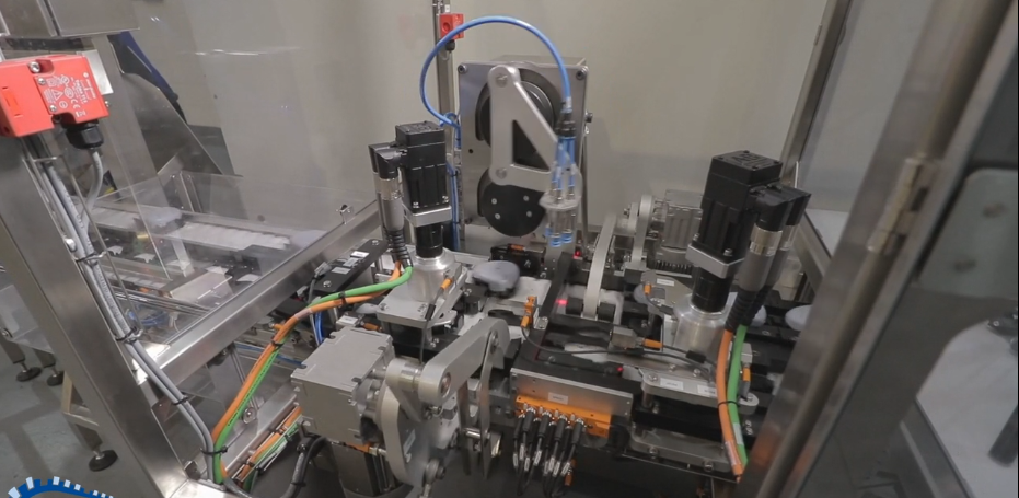 Servo-Controlled Single-Axis Pick & Place System for medical devices ...